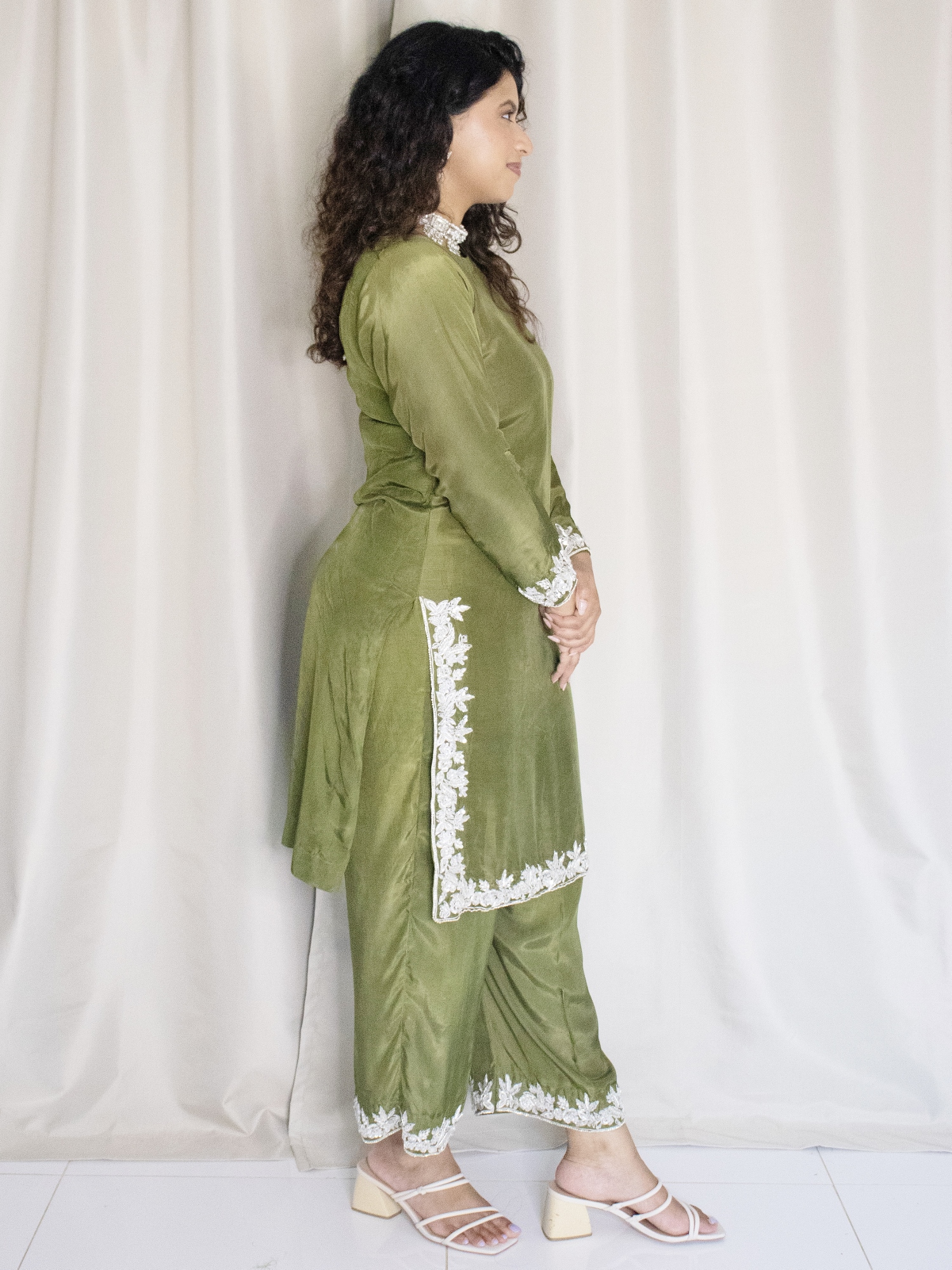 Salaami – Saba Nisa Khan